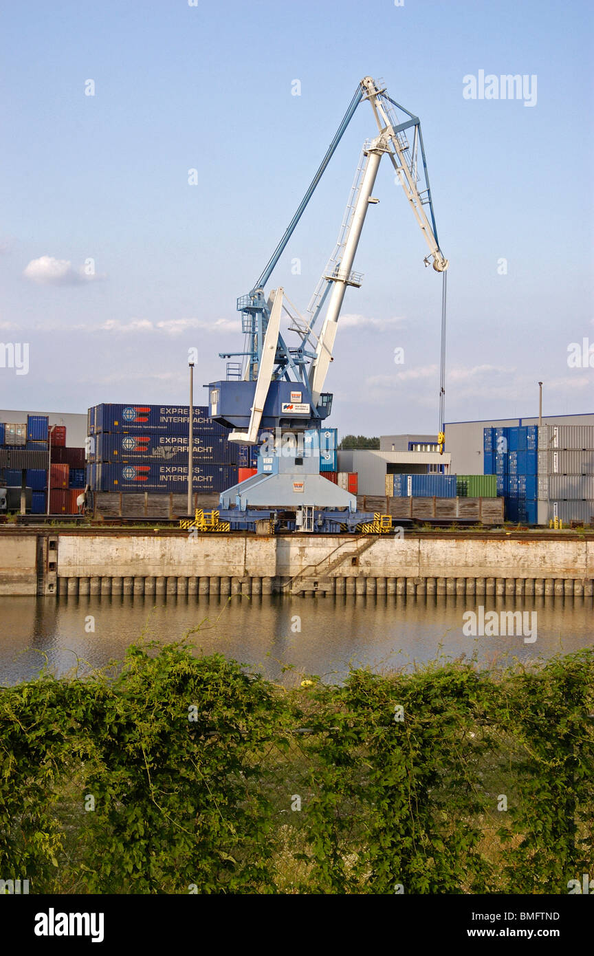 Porto di vienna immagini e fotografie stock ad alta risoluzione - Alamy