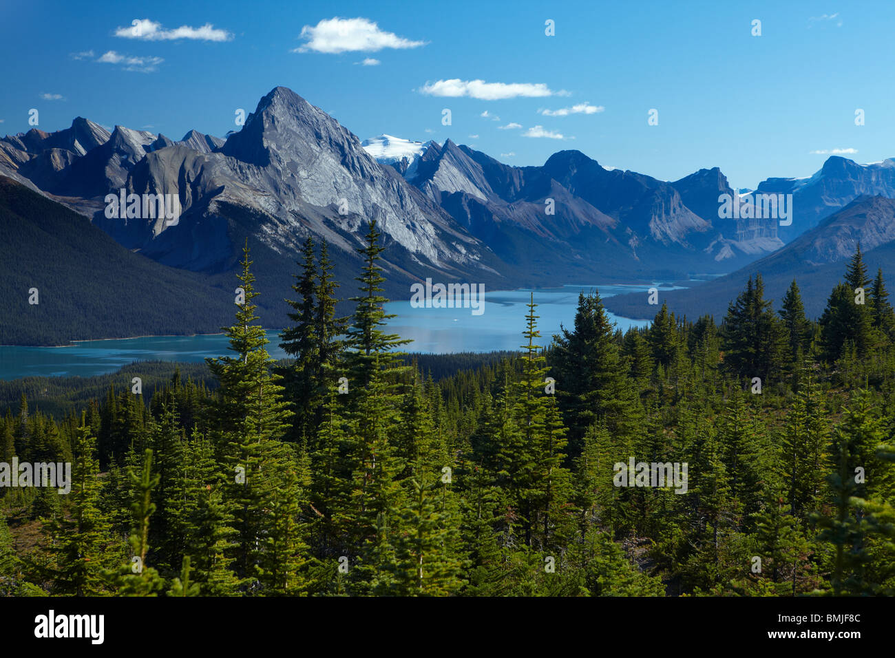 Canada lago maligne immagini e fotografie stock ad alta risoluzione - Alamy