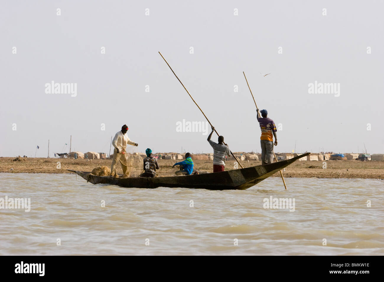 Mali, Lago d'Ebo. La pesca in barca sul Lago Debo - Fiume Niger Foto ...