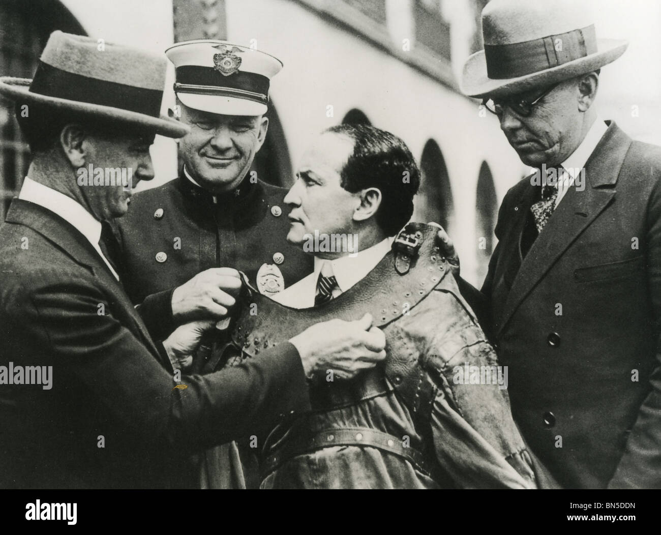 Harry houdini artista escapologo immagini e fotografie stock ad alta ...