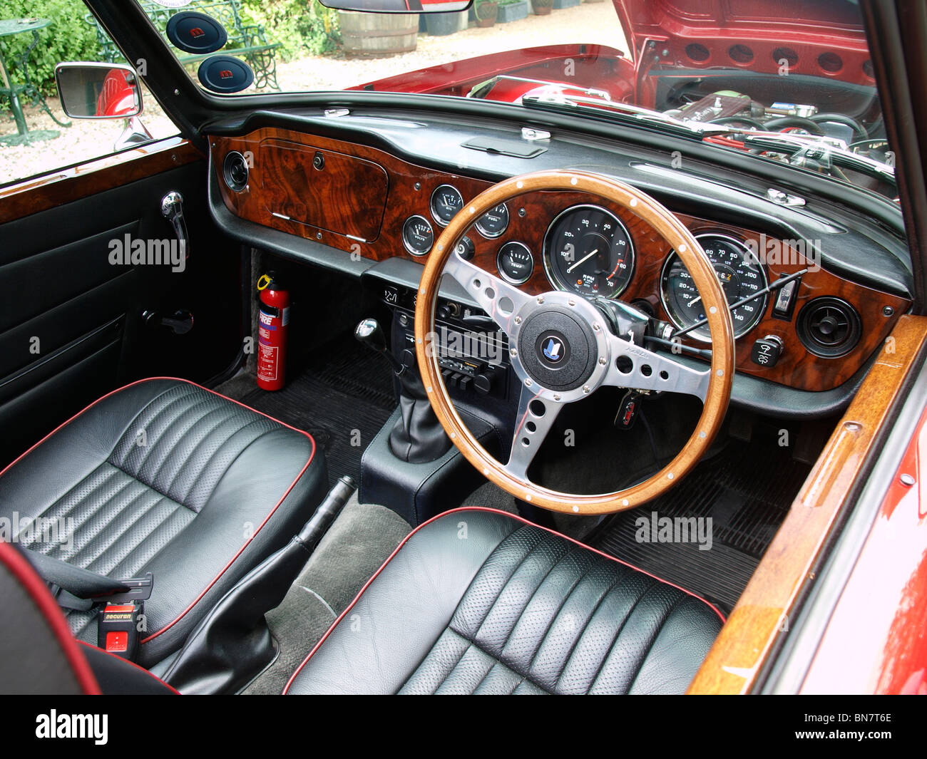 Cruscotto di legno immagini e fotografie stock ad alta risoluzione - Alamy