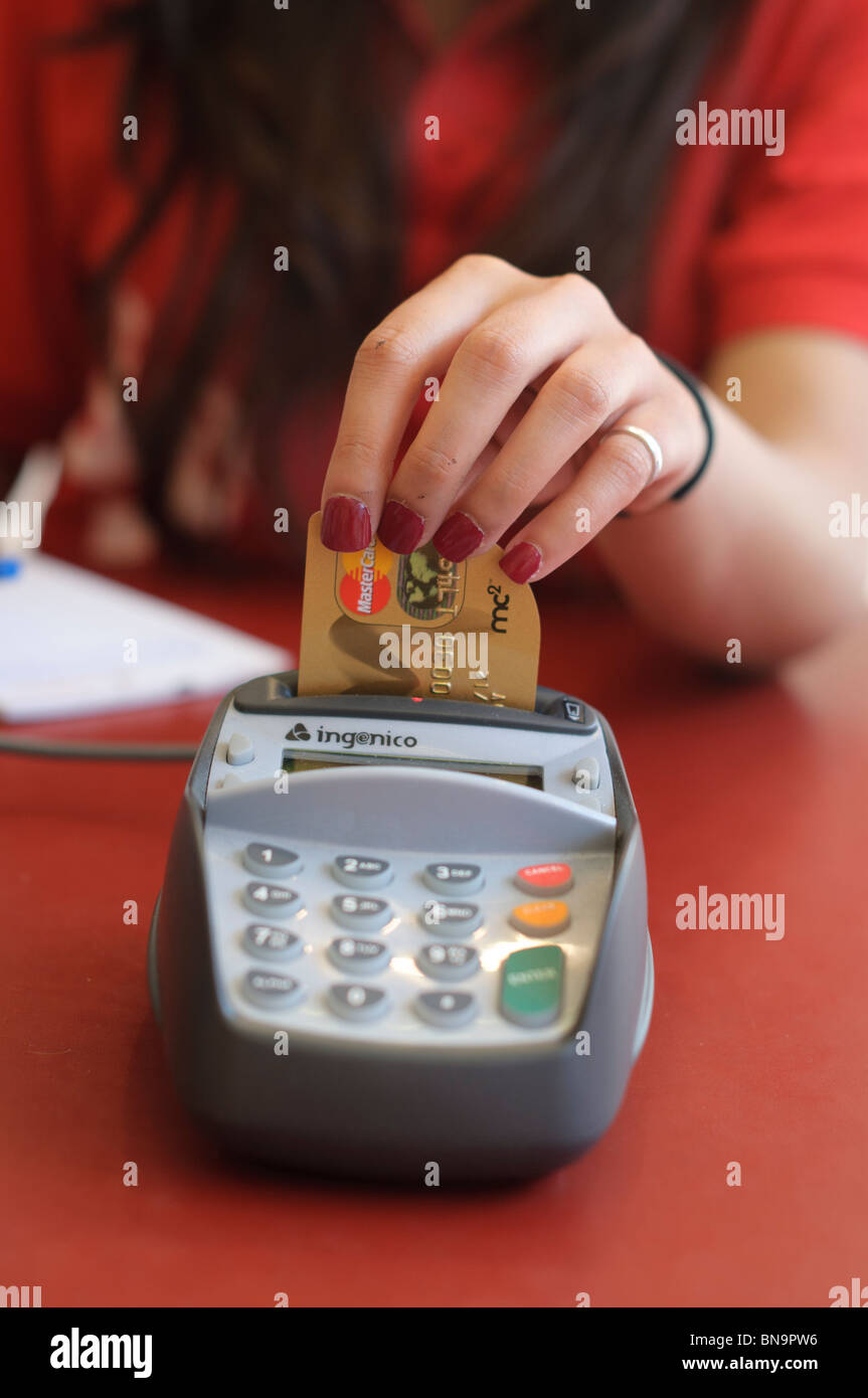 Pin della carta di credito immagini e fotografie stock ad alta ...