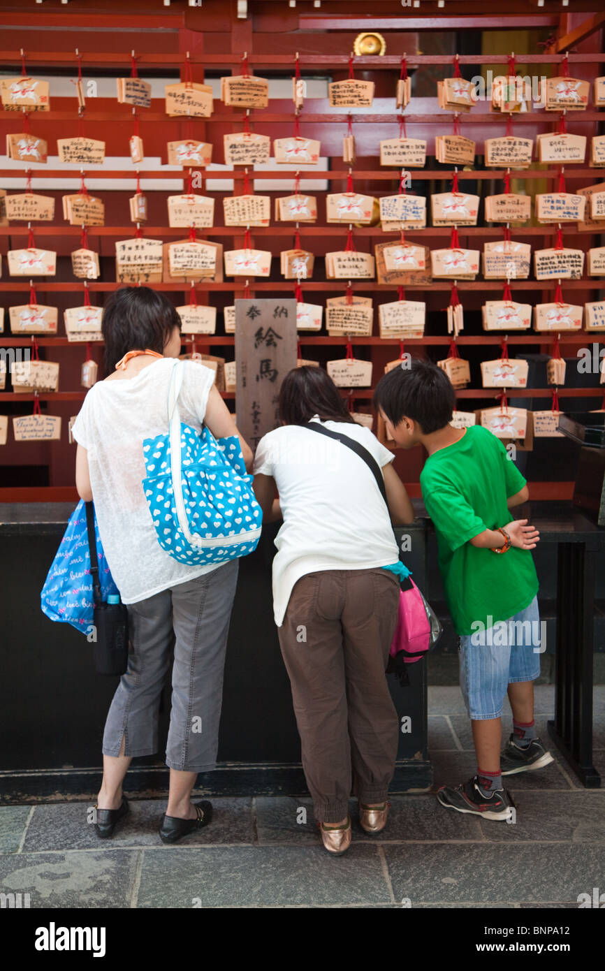 Tavolo ema immagini e fotografie stock ad alta risoluzione - Alamy