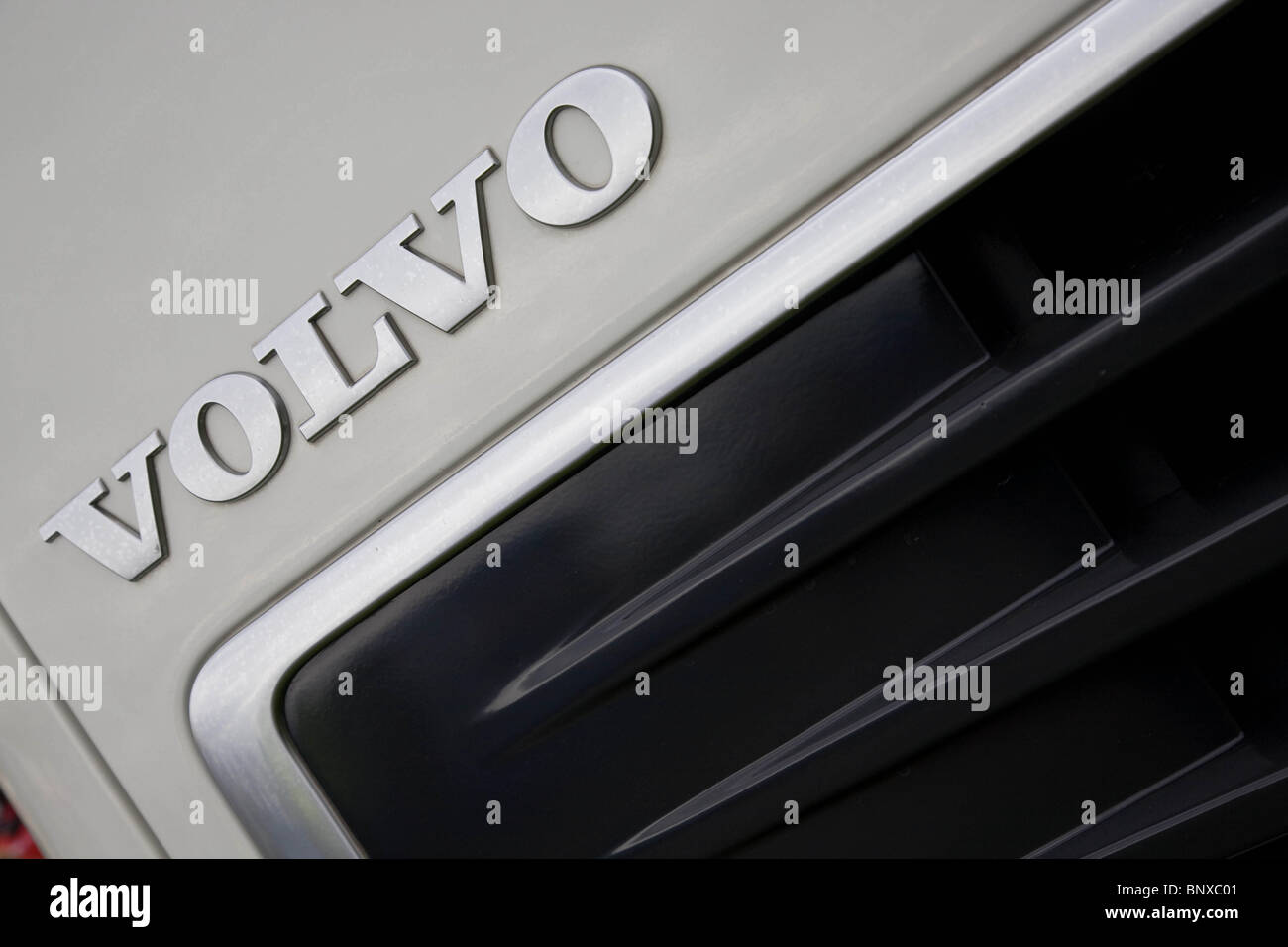 Volvo truck logo immagini e fotografie stock ad alta risoluzione - Alamy