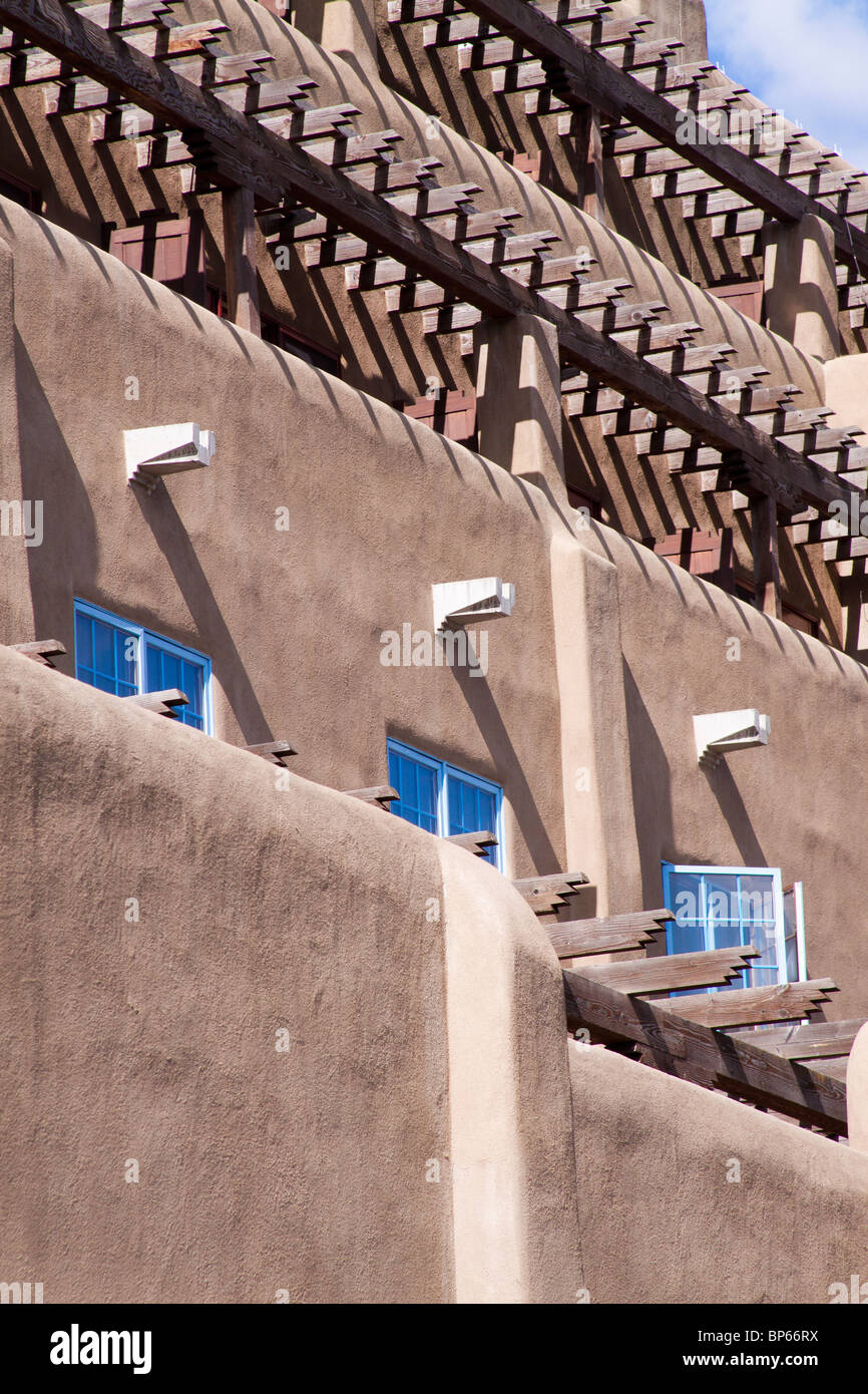 Pueblo revival style architecture immagini e fotografie stock ad alta ...