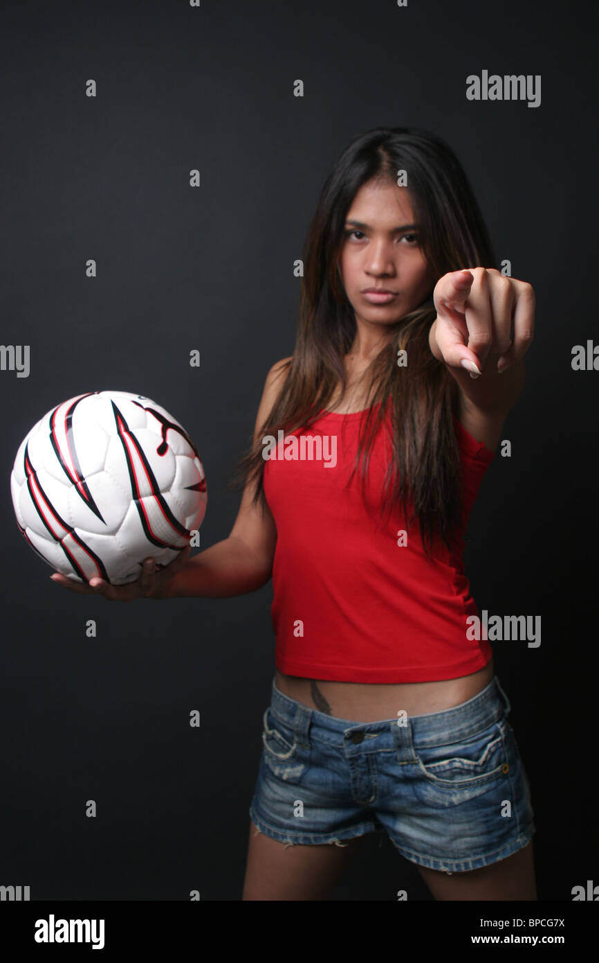 Football soccer girl black dark immagini e fotografie stock ad alta ...