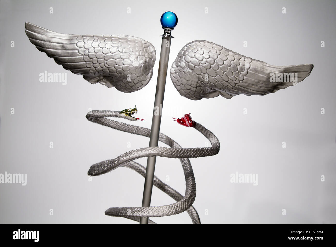 Caduceo simbolo di hermes immagini e fotografie stock ad alta ...