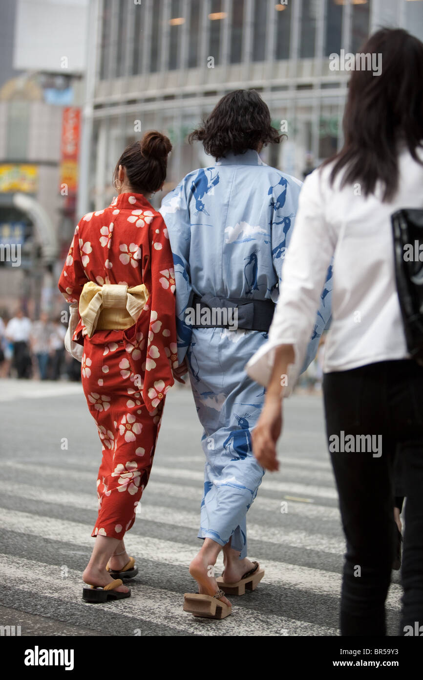 Adolescenti giapponesi immagini e fotografie stock ad alta risoluzione ...
