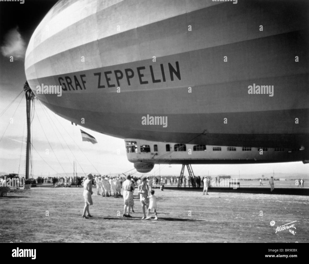 Zeppelin dirigibile tedesco vintage anni '30 immagini e fotografie ...