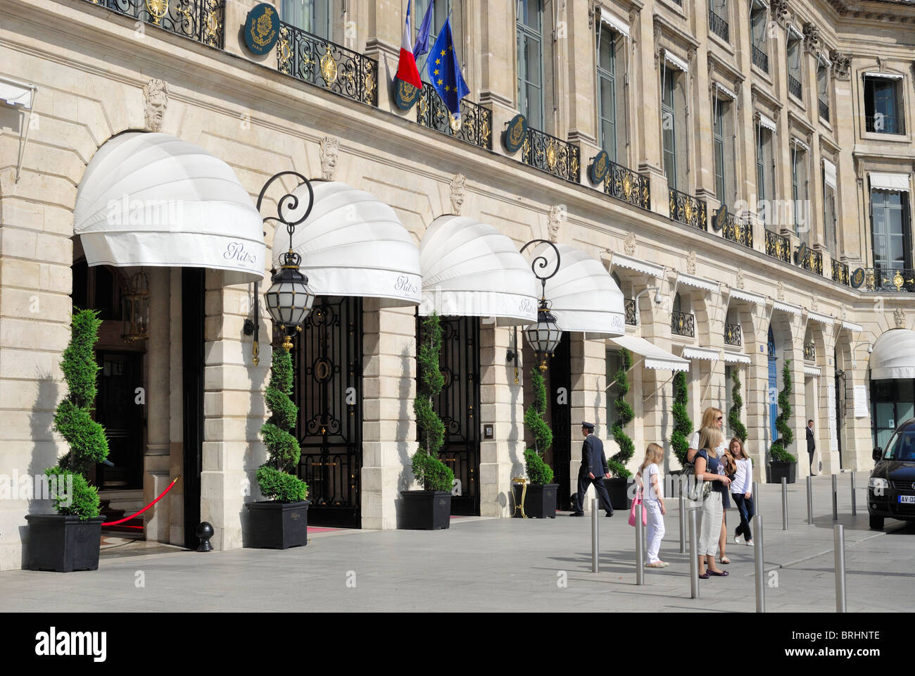 Ritz hotel paris immagini e fotografie stock ad alta risoluzione - Alamy