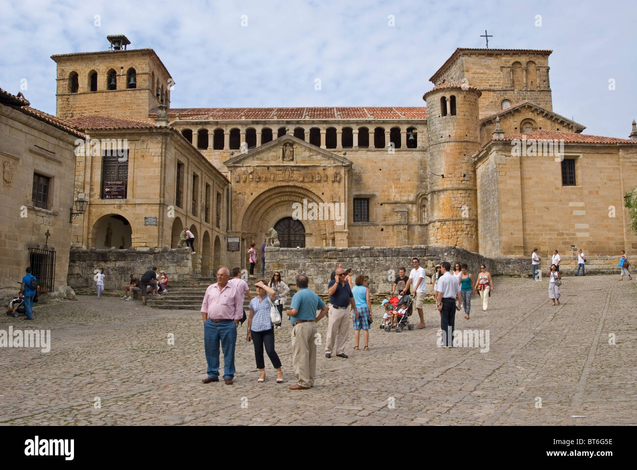 Santillana del mar cantabria immagini e fotografie stock ad alta ...