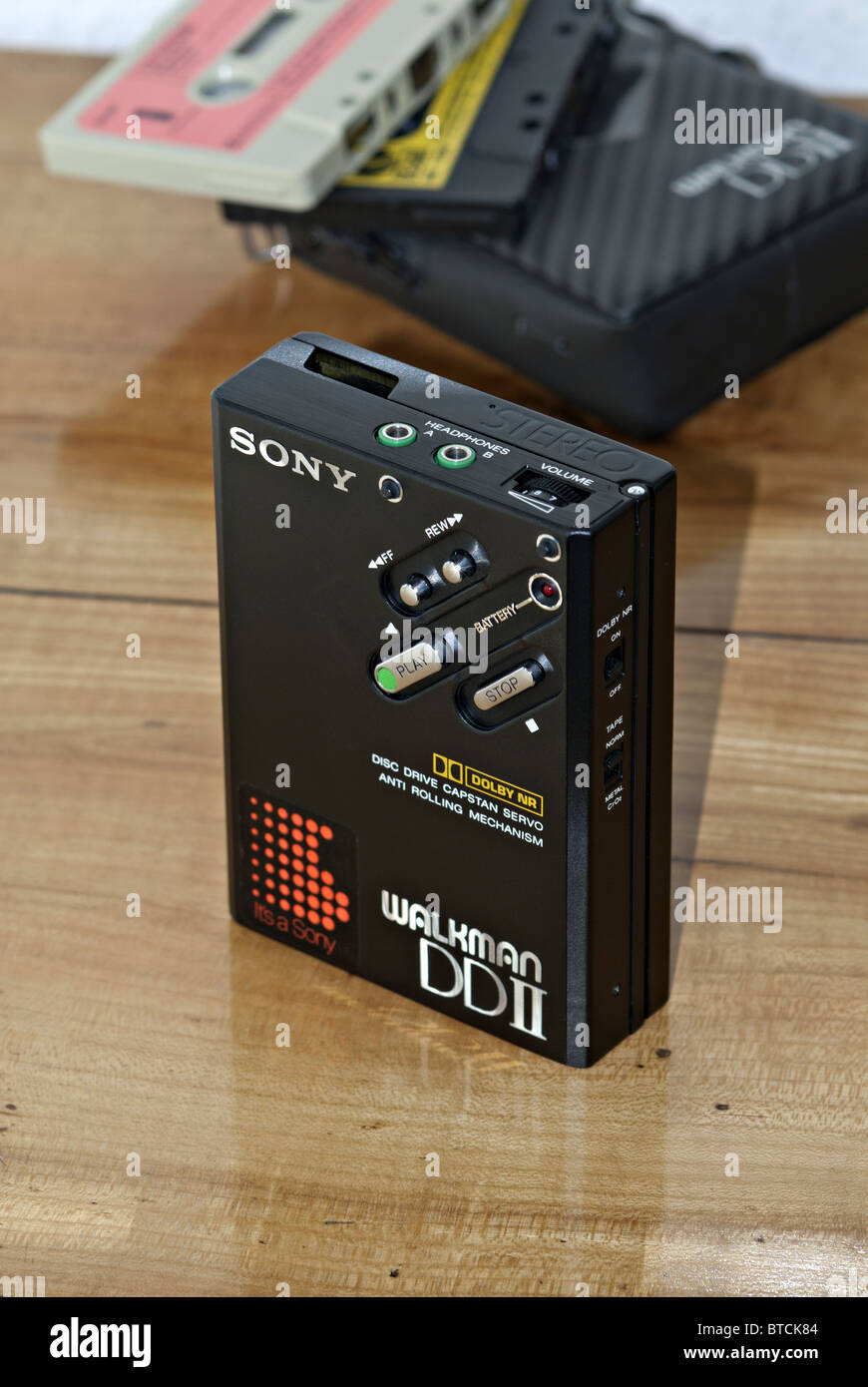 Sony walkman cassette player immagini e fotografie stock ad alta ...