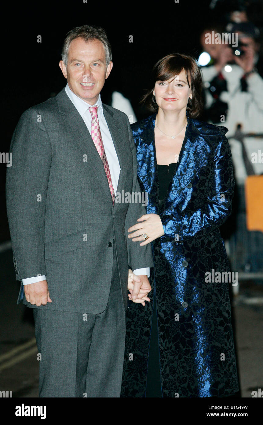 British prime ministers wife cherie booth immagini e fotografie stock ...