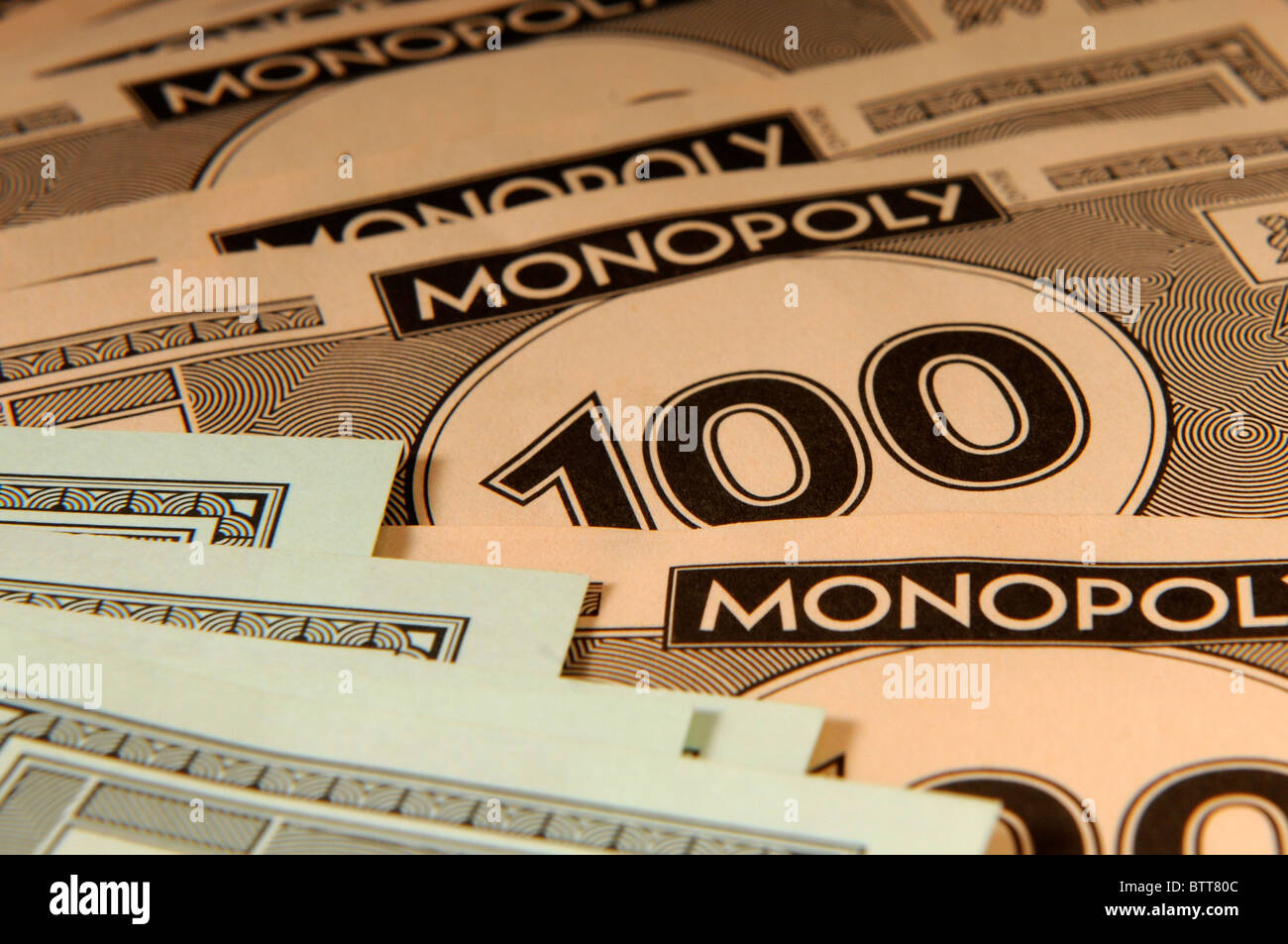 Monopoly money immagini e fotografie stock ad alta risoluzione - Alamy