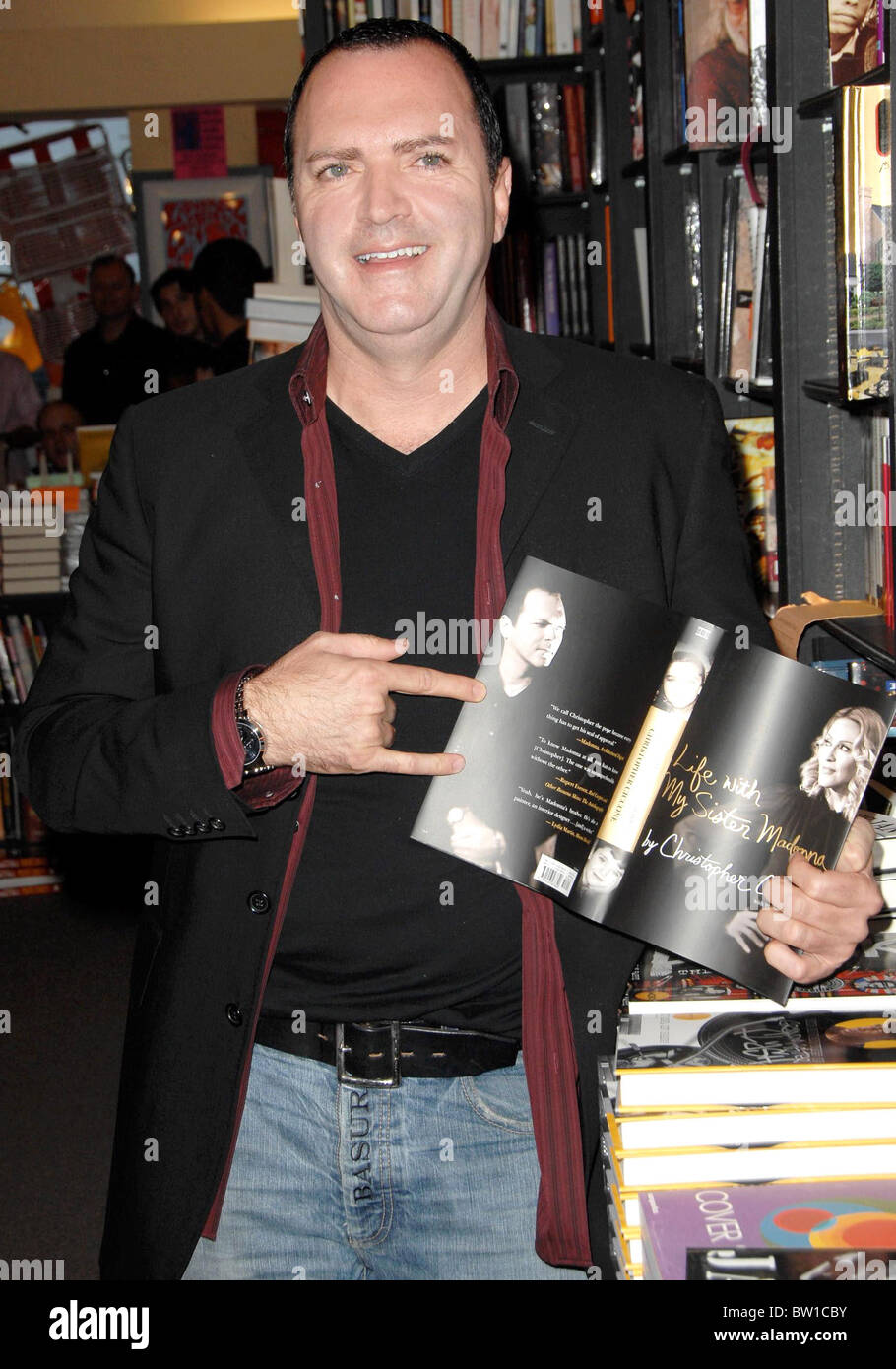 La vita del libro con mia sorella madonna di christopher ciccone ...
