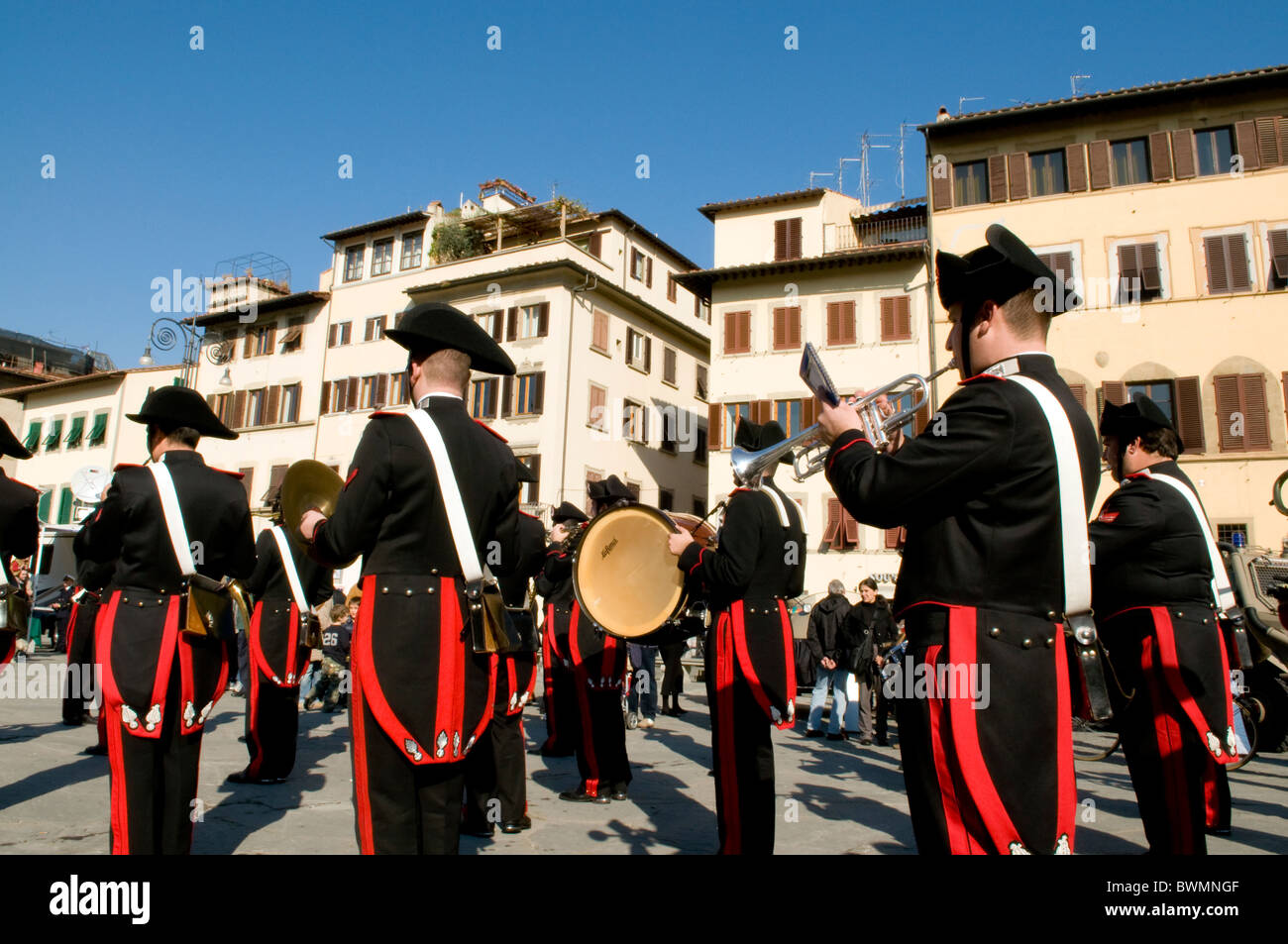 Musicisti di strada a firenze immagini e fotografie stock ad alta ...