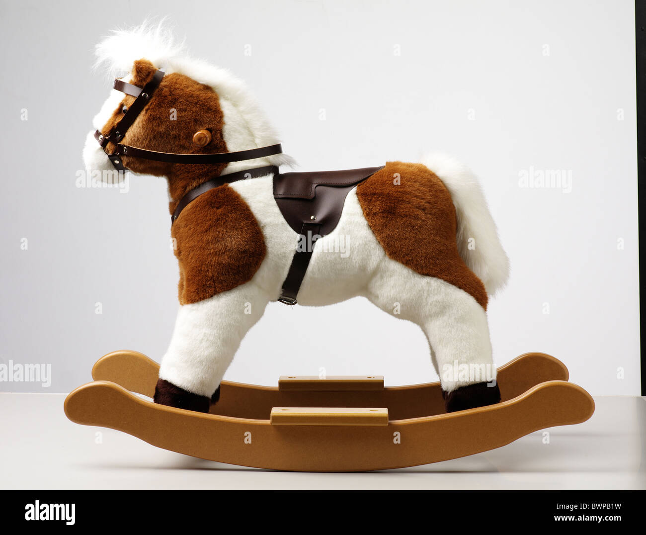Cavallo a dondolo immagini e fotografie stock ad alta risoluzione - Alamy