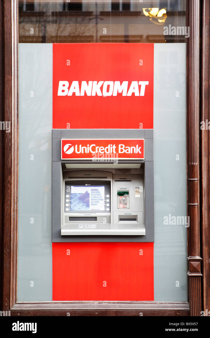 UniCredit Banca, bancomat, automatic teller machine, bancomat. (CTK ...