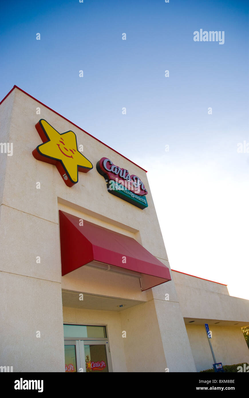 Carls junior fast food restaurant immagini e fotografie stock ad alta ...