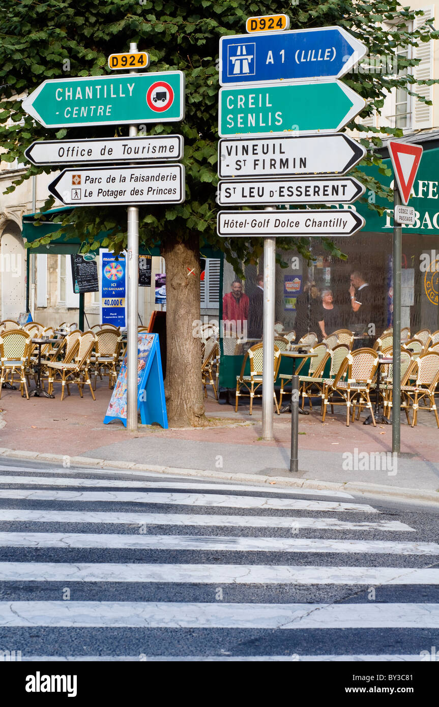 Segnaletica stradale francese immagini e fotografie stock ad alta ...