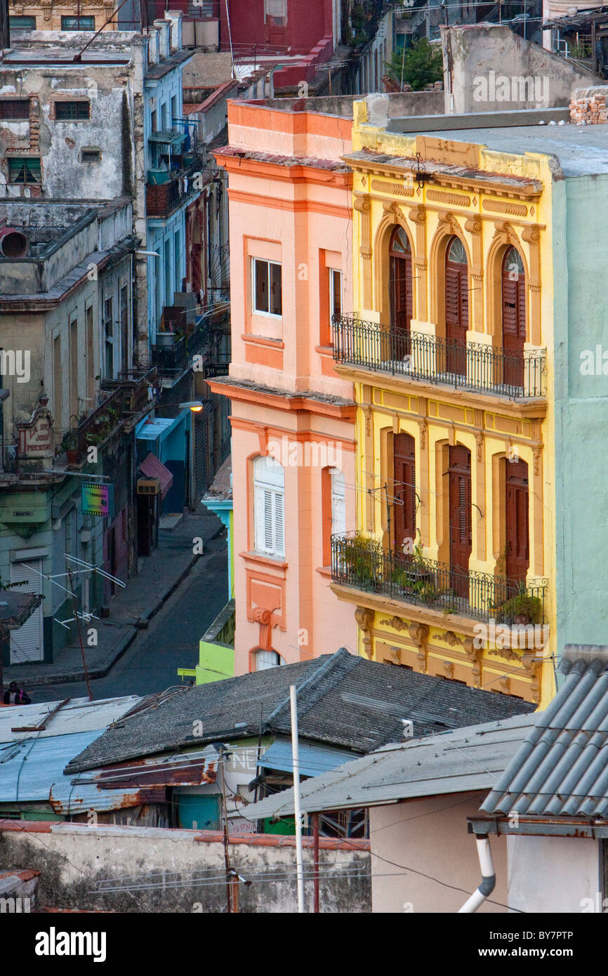 Facciate di facciate di edifici immagini e fotografie stock ad alta ...