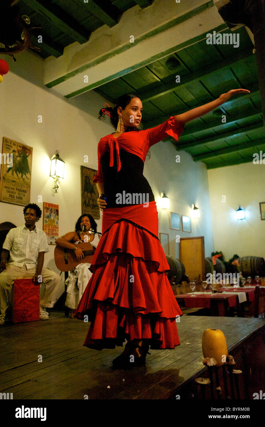 Flamenco club immagini e fotografie stock ad alta risoluzione - Alamy
