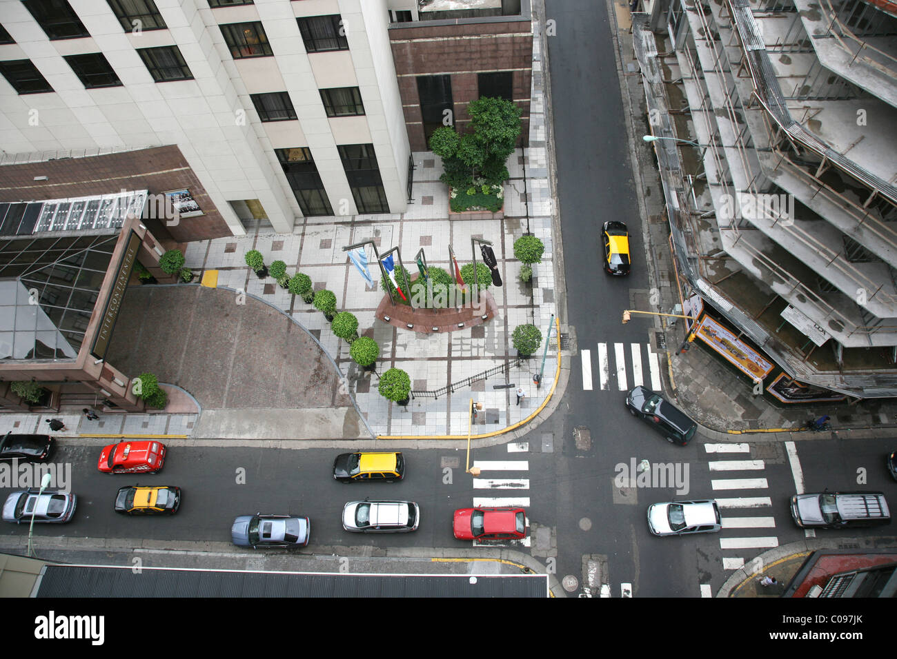 Zebra crossing buenos aires argentina immagini e fotografie stock ad alta risoluzione - Alamy
