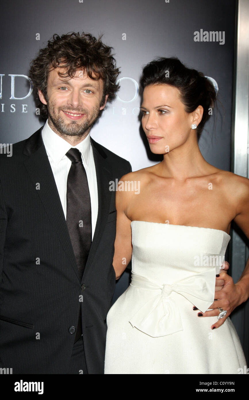 Rhona mitra los angeles premiere immagini e fotografie stock ad alta ...