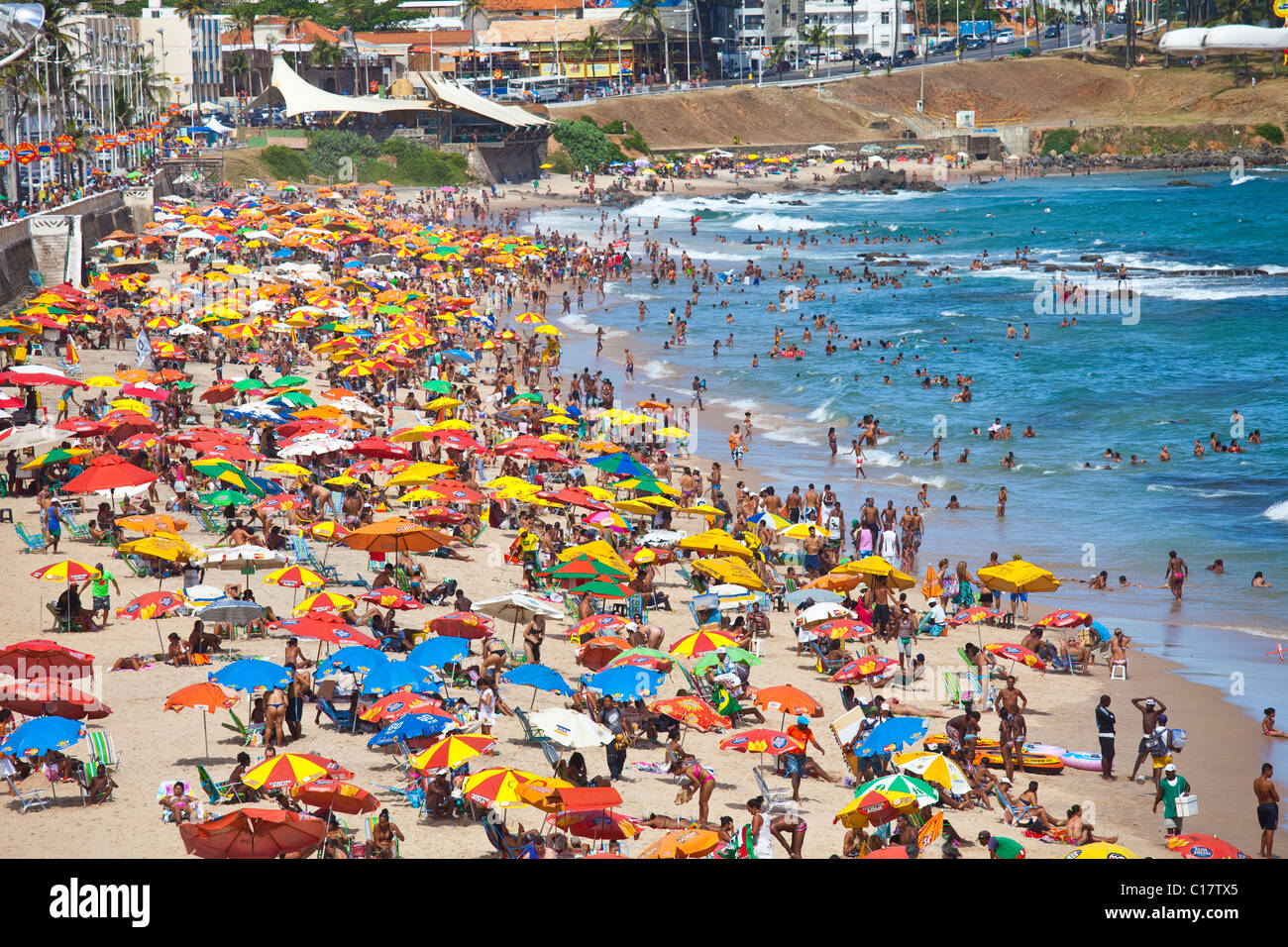 Praia do farol da barra immagini e fotografie stock ad alta risoluzione ...