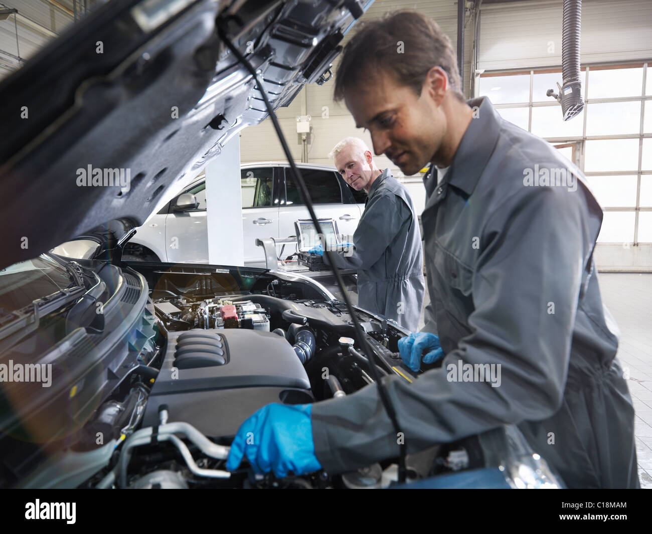 Riparare Un Motore Immagini e Fotos Stock - Alamy