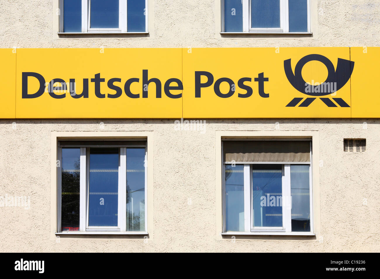 Deutsche post logo immagini e fotografie stock ad alta risoluzione - Alamy