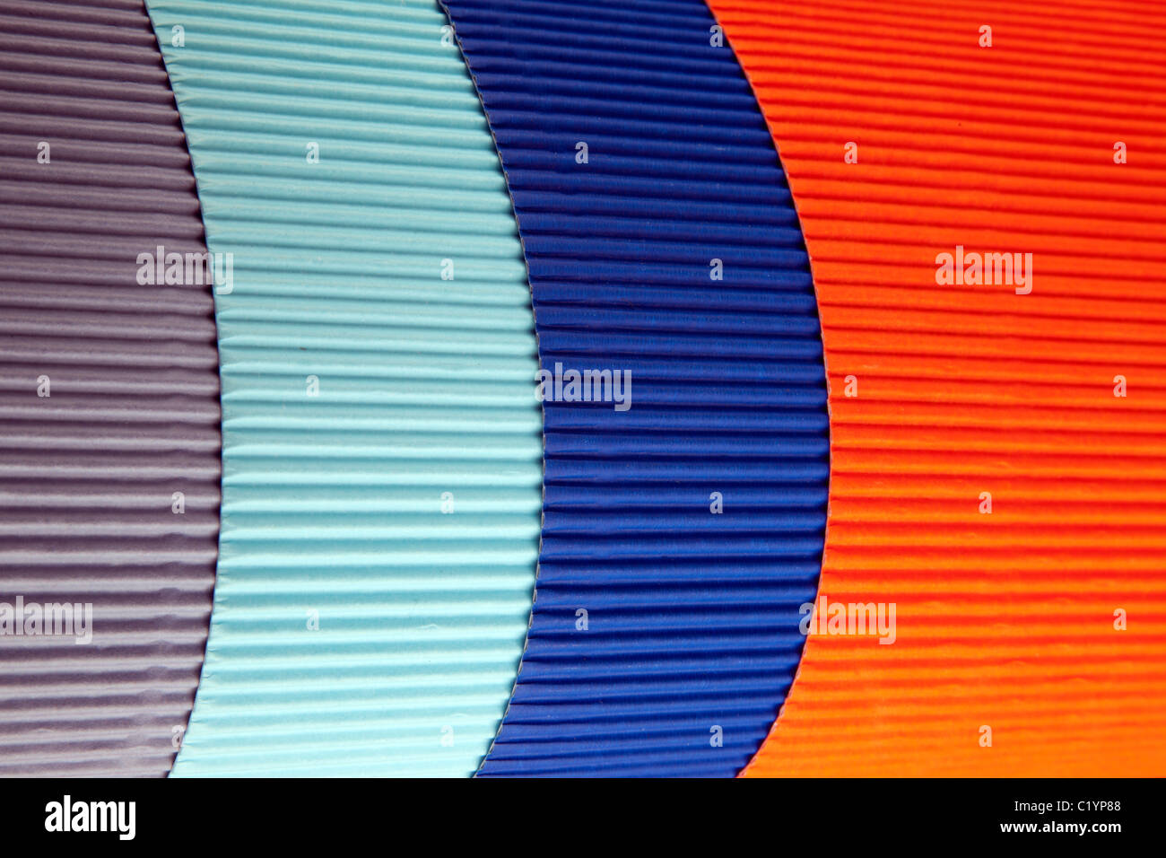 Cartoncino colorato immagini e fotografie stock ad alta risoluzione - Alamy