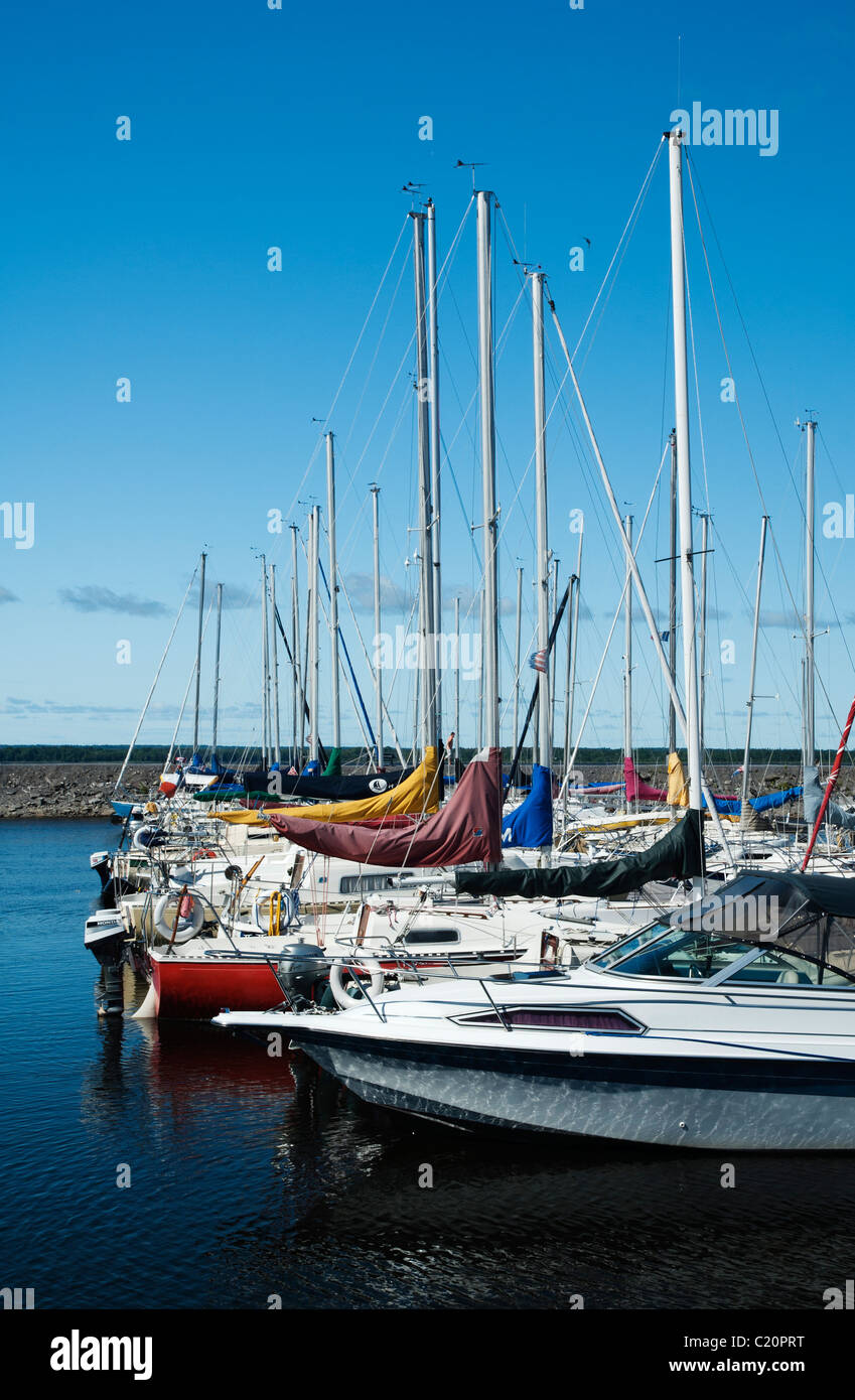 Aylmer marina immagini e fotografie stock ad alta risoluzione - Alamy