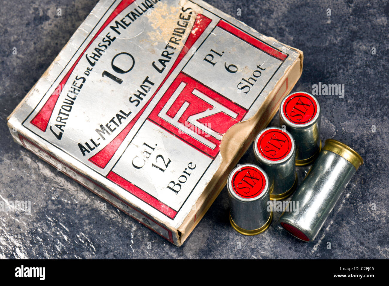 Vecchie cartucce per fucili da caccia immagini e fotografie stock ad ...