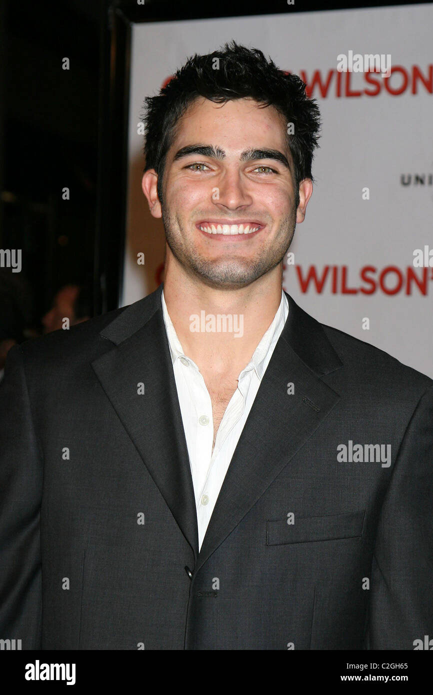 Tyler Hoechlin Premiere mondiale di 'Charlie Wilson Guerra dell' all ...