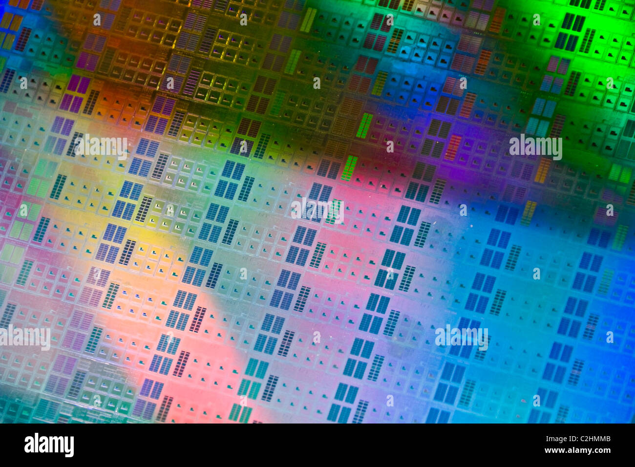 Close up di un wafer di silicio Foto stock - Alamy