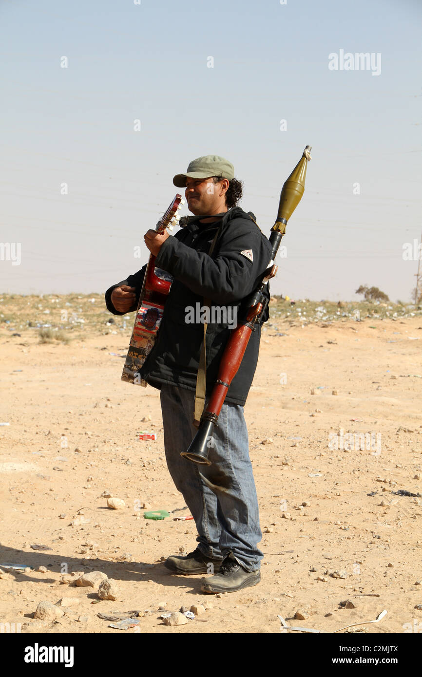 Rpg razzo immagini e fotografie stock ad alta risoluzione - Alamy