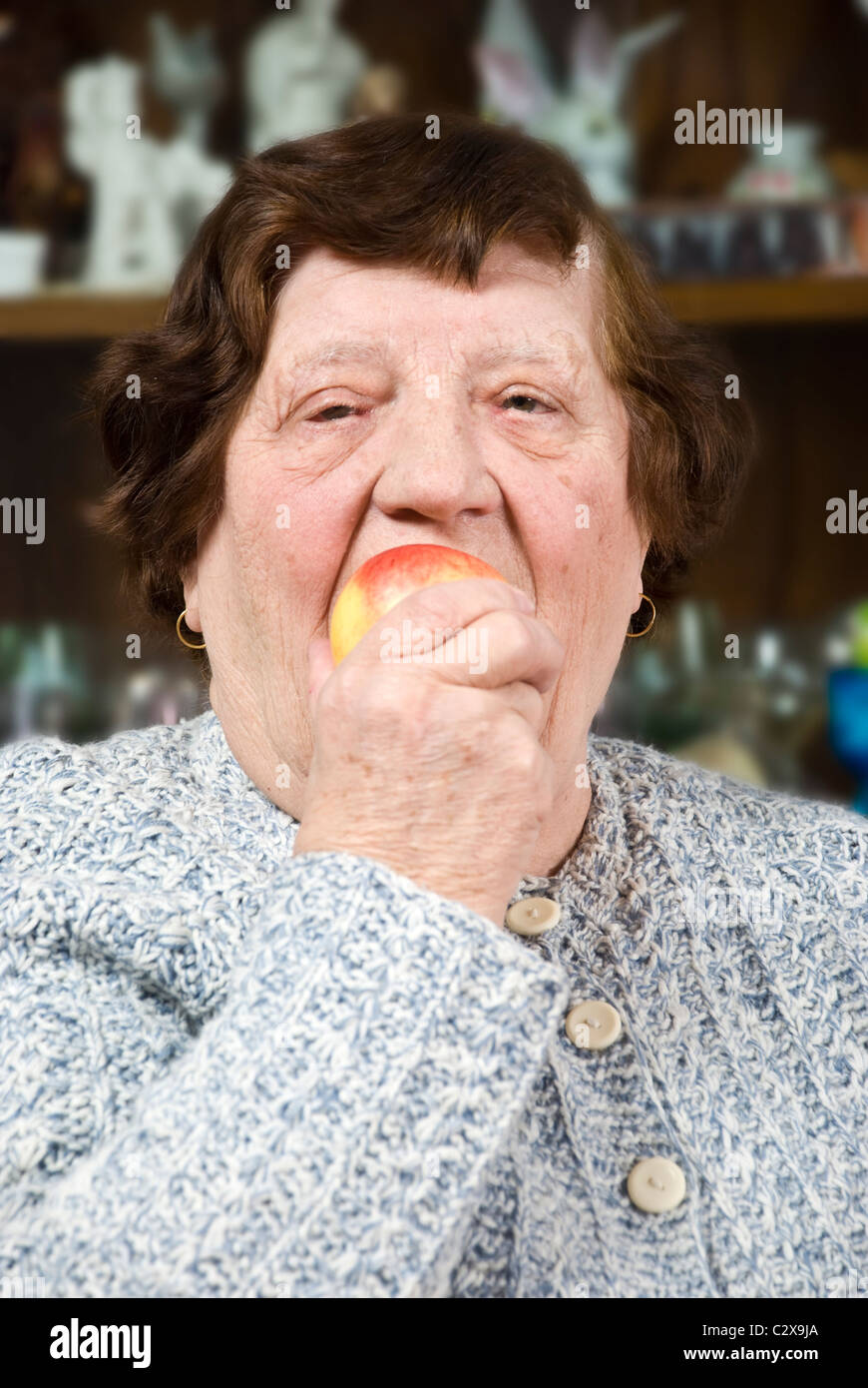 Donne grasse anziane immagini e fotografie stock ad alta risoluzione - Alamy