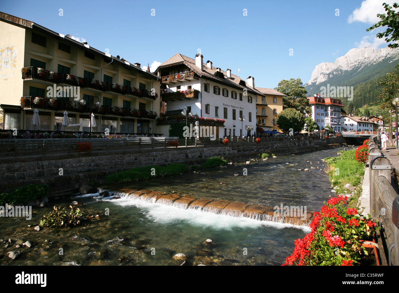 Città vecchia e il fiume Avisio, Moena Val di Fassa Trentino Alto Adige ...