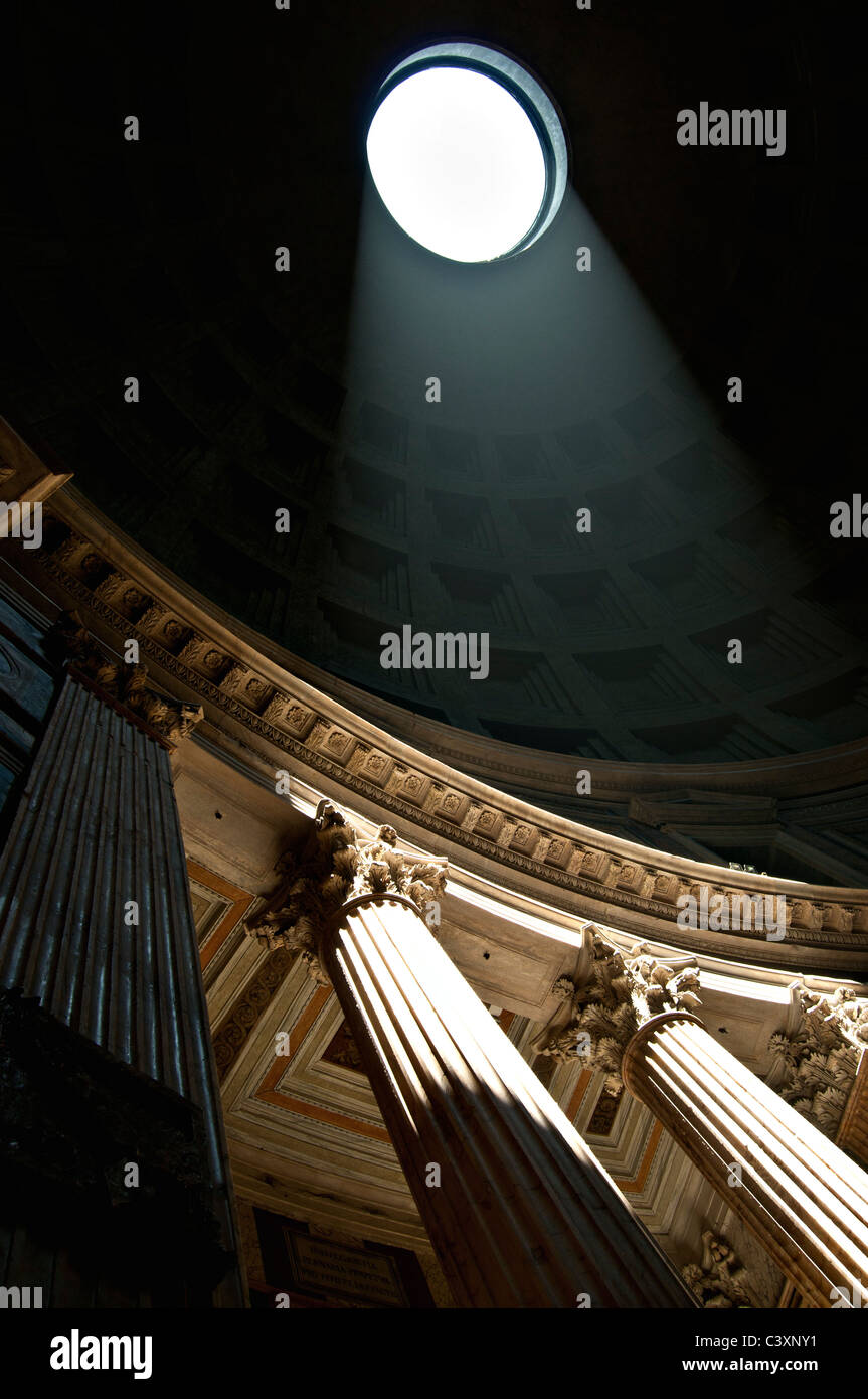 Colonne di ordine pantheon roma immagini e fotografie stock ad alta ...