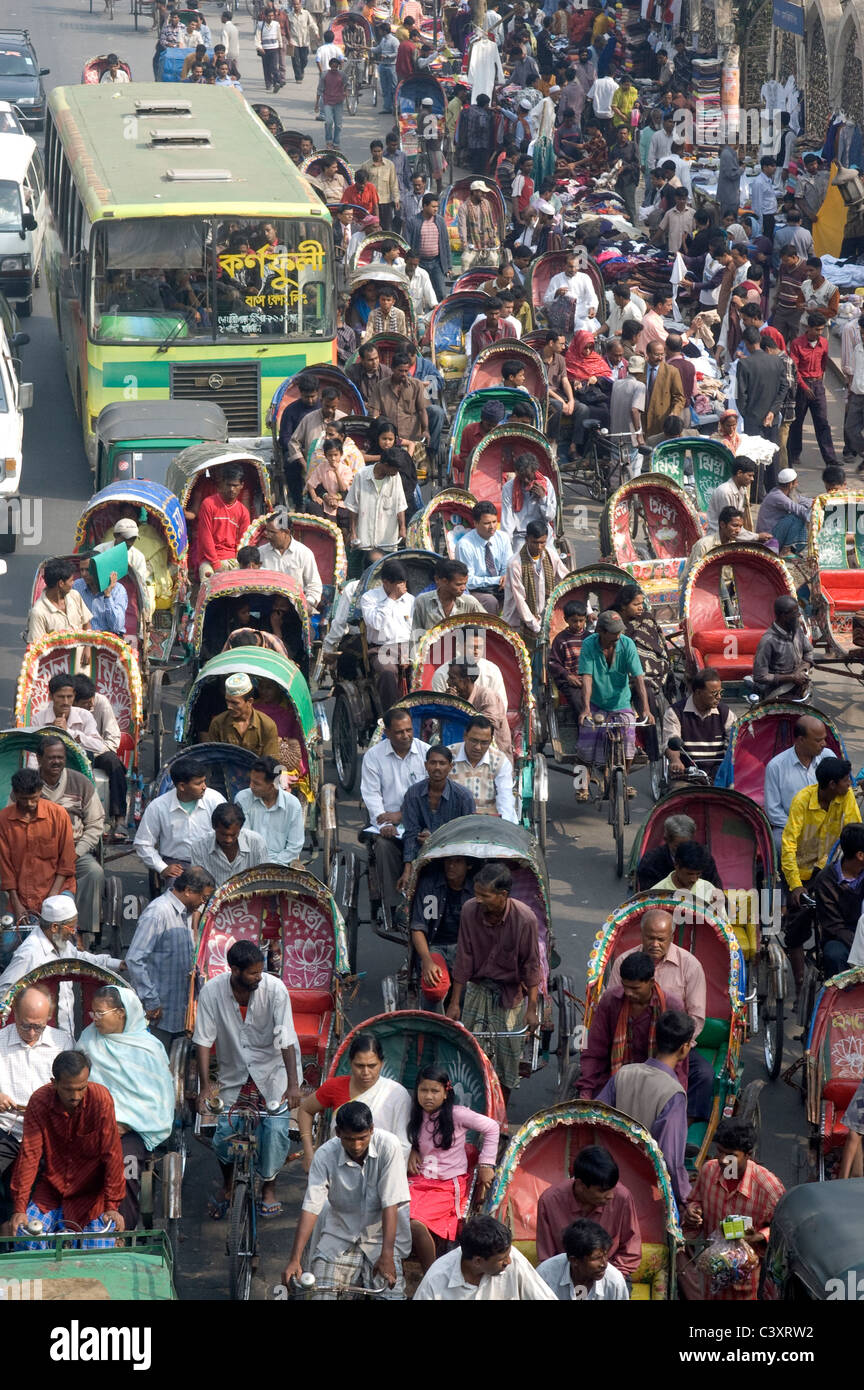 Una vista su una strada immagini e fotografie stock ad alta risoluzione ...