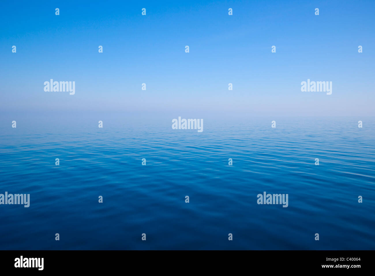 Acque blu del mare adriatico immagini e fotografie stock ad alta ...