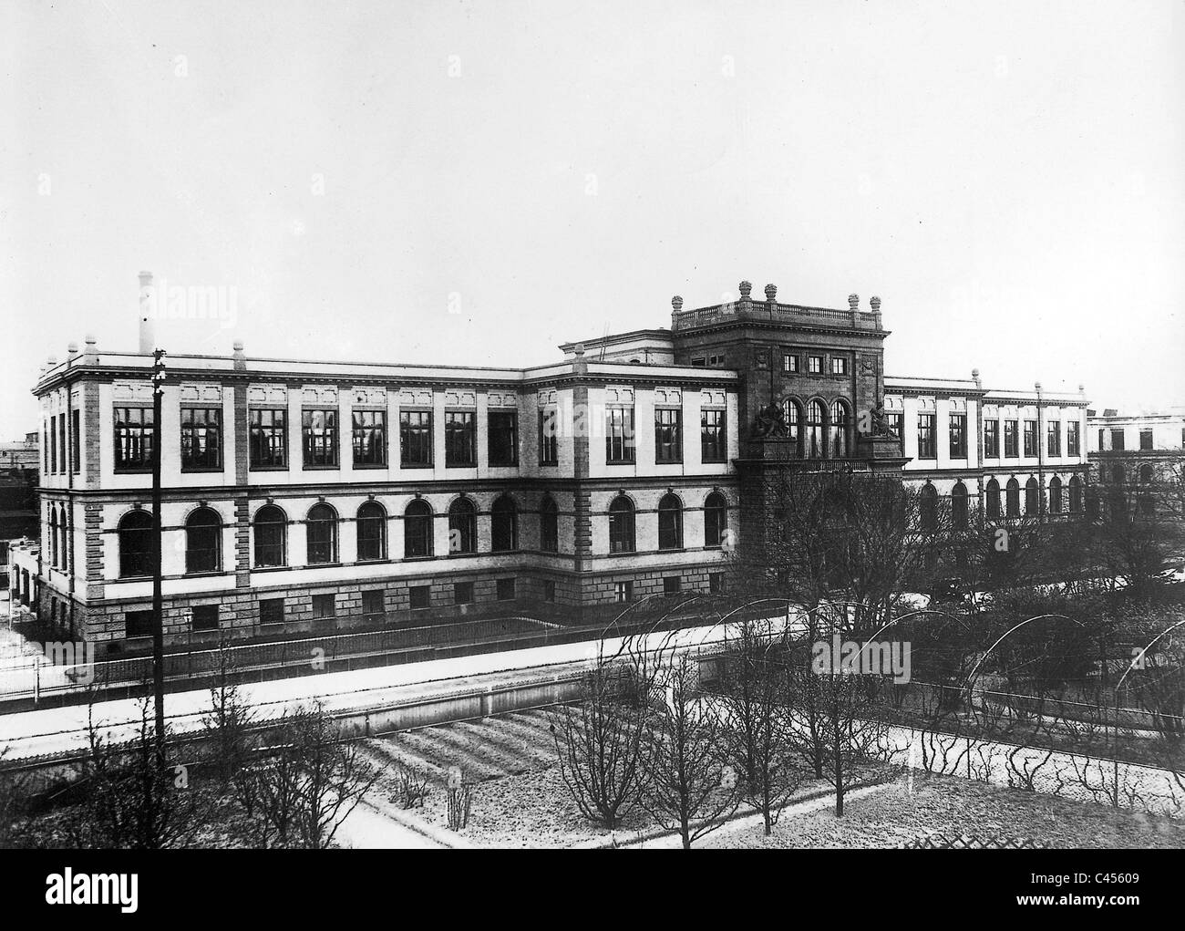 Hoechst administration building immagini e fotografie stock ad alta ...