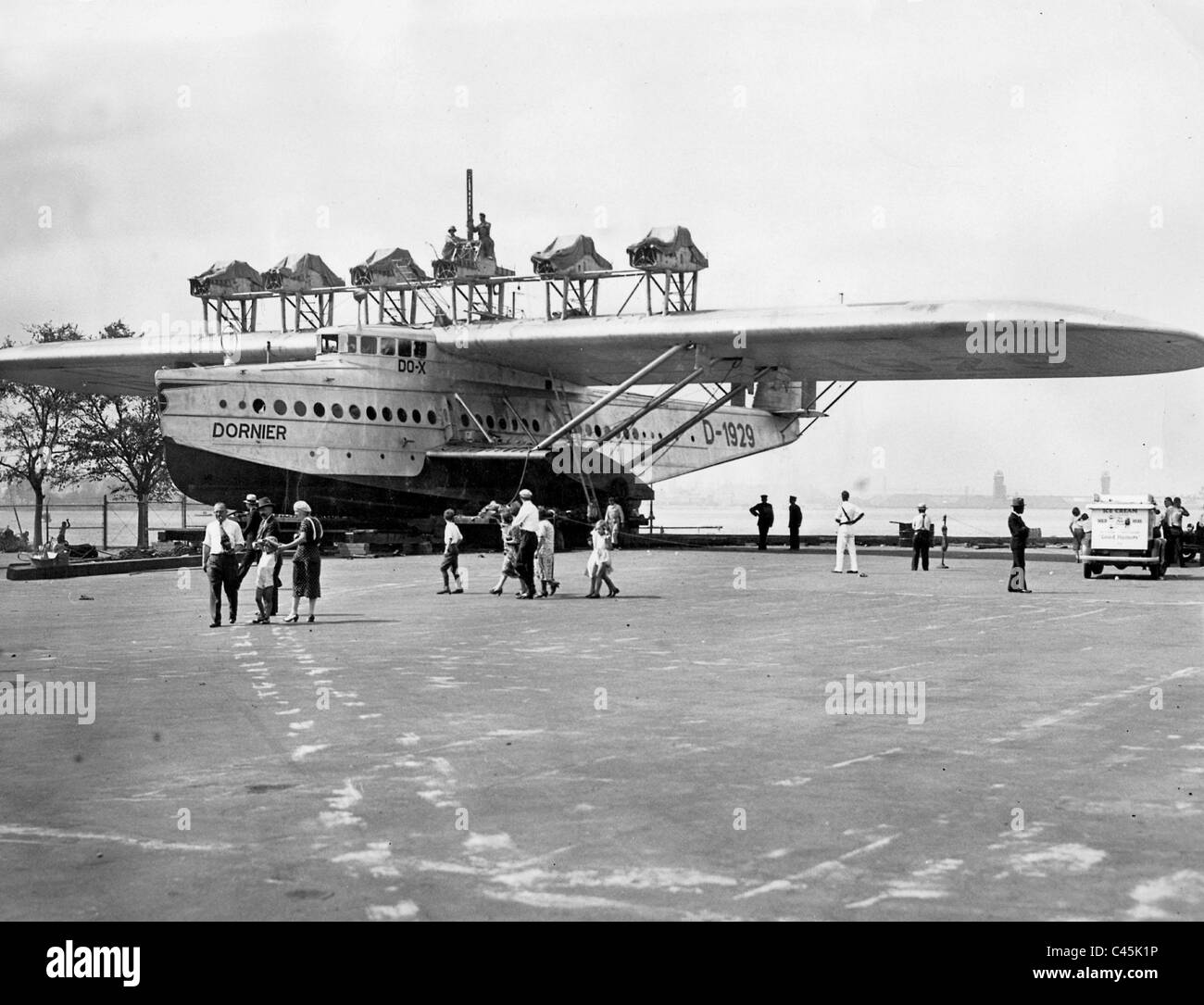 Dornier do x seaplane immagini e fotografie stock ad alta risoluzione ...