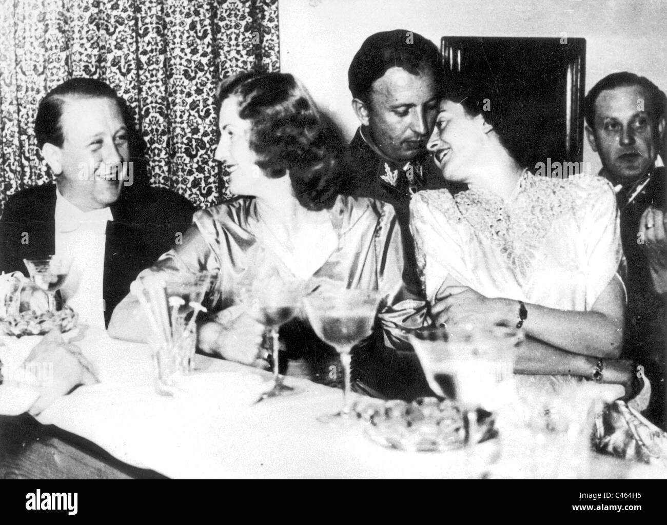 The wedding of the sister of eva braun immagini e fotografie stock ad ...