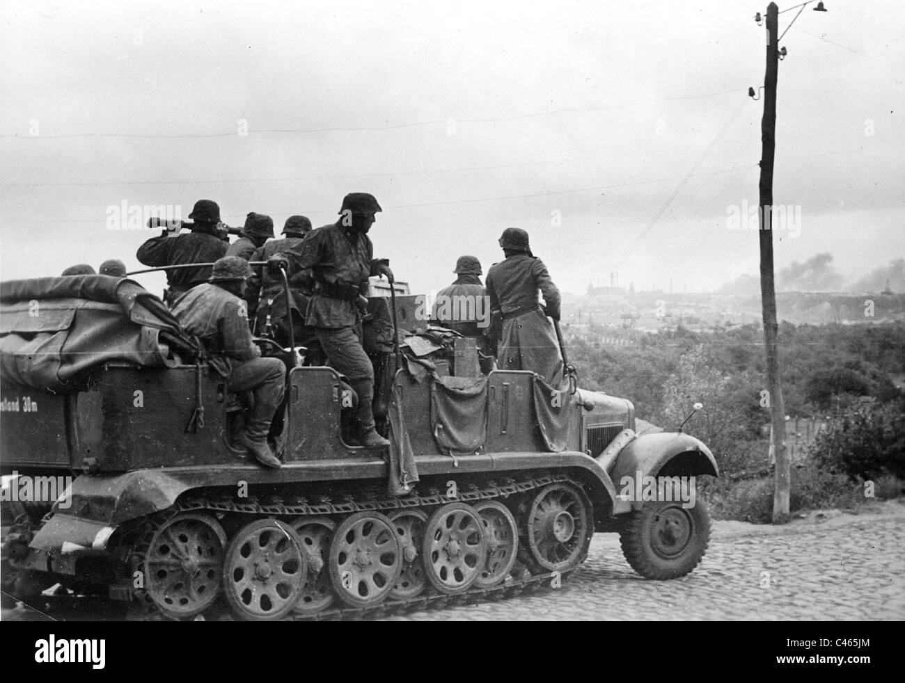 I soldati delle Waffen-SS su del fronte orientale, 1942 Foto stock - Alamy