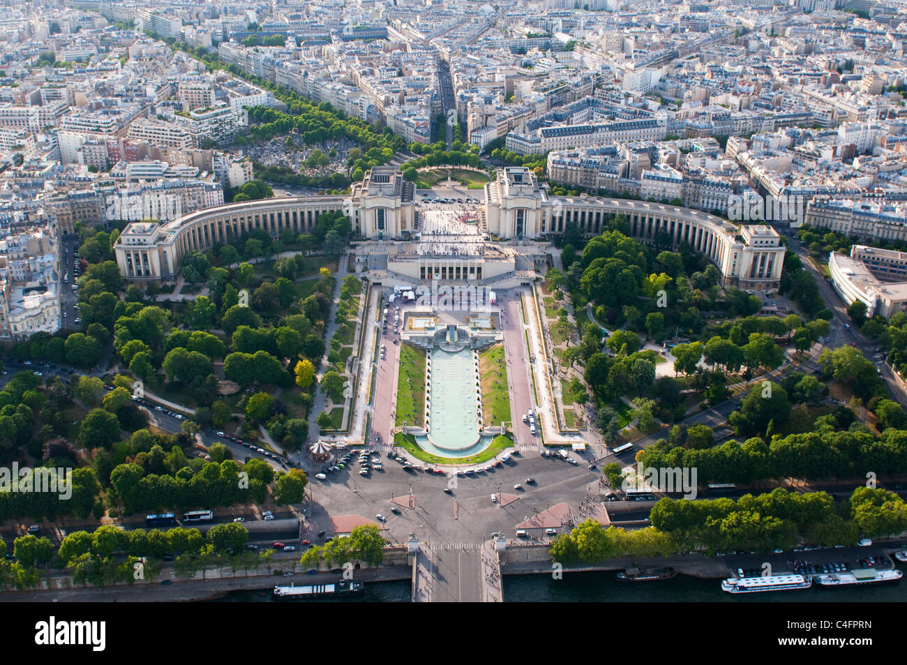 Vista aerea su Trocadero dalla torre Eiffel Foto stock - Alamy