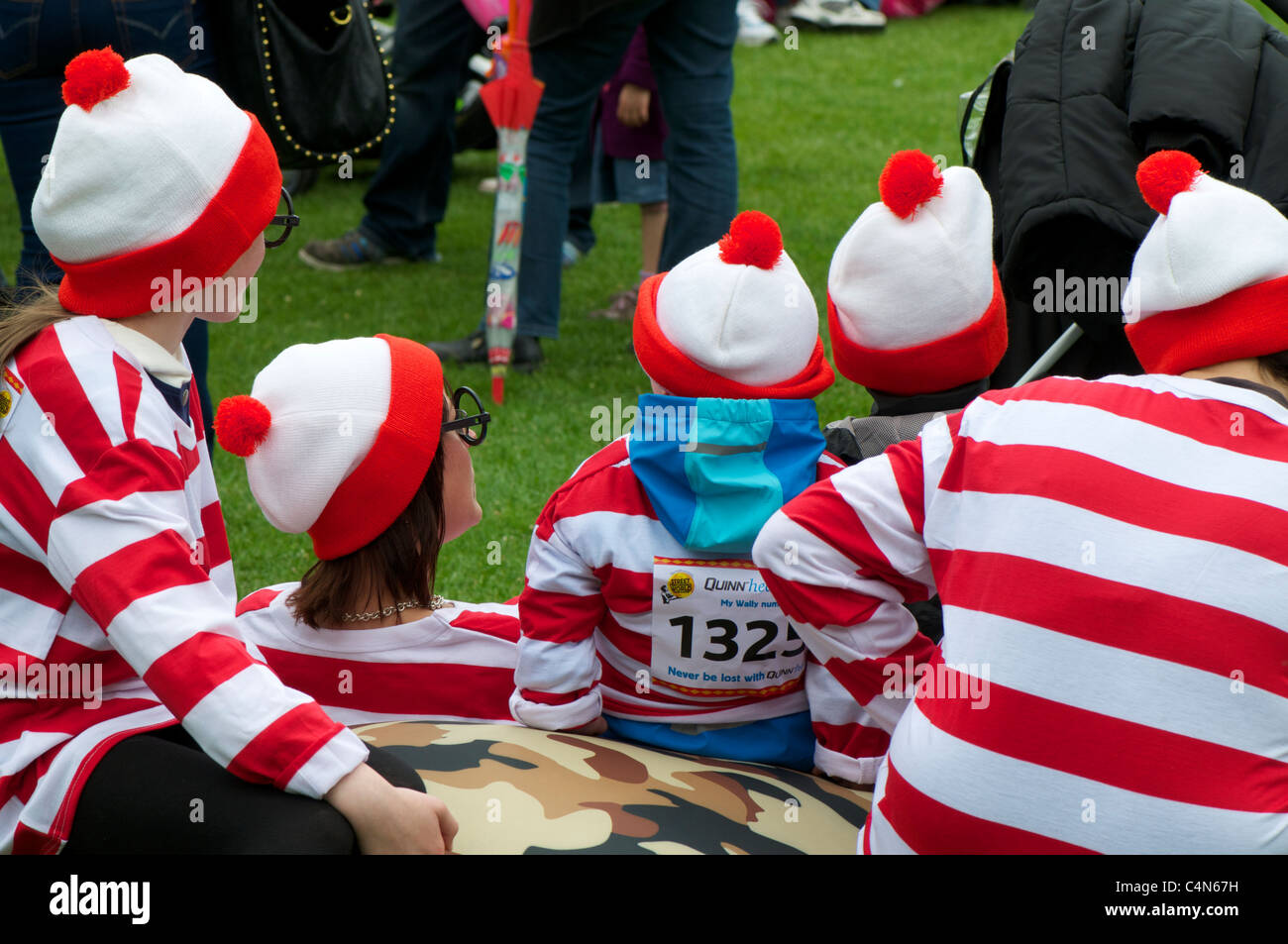 Wheres wally immagini e fotografie stock ad alta risoluzione - Alamy