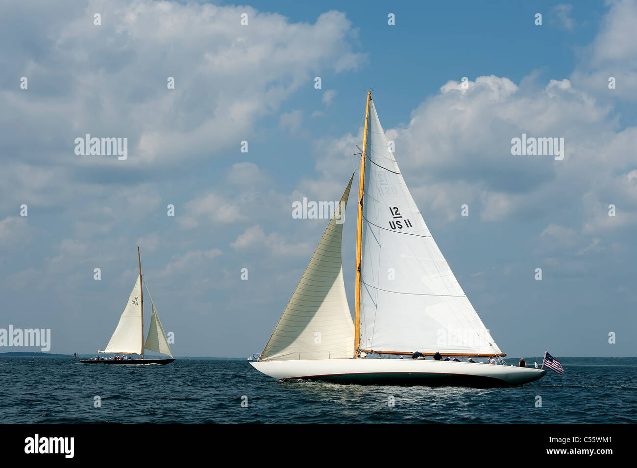 Barca da regata di 12 metri immagini e fotografie stock ad alta ...