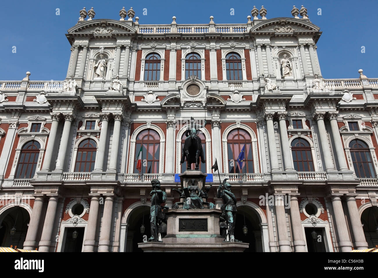 Palazzo carignano torino immagini e fotografie stock ad alta ...